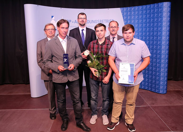 SPITZKE FAHRWEGSYSTEME als "TOP-Ausbildungsbetrieb" ausgezeichnet